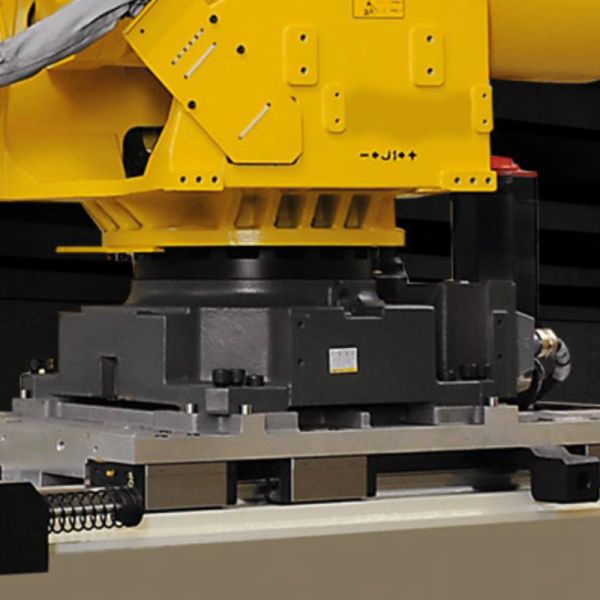 Quality industrial robotic arm R-1000 iA 80F 6 axes robot for Machine Loading and for sale