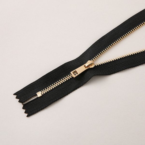 Quality Durable Versatile Fastening #3 Metal Close End Zippers Weatherproof Coating for sale