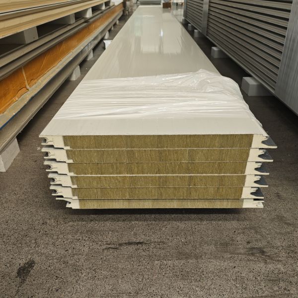 Quality A-Class Fireproof PU Sandwich Panel 50mm for Roof & Wall for sale