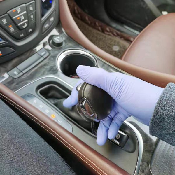 Quality Smooth Disposable Medical Gloves 100% Nitrile Examination Gloves for sale