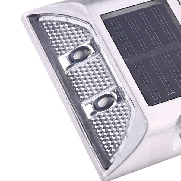 Quality Steady Mode 105mm 8000mcd Solar Road Reflectors , Road Stud Light For Park for sale