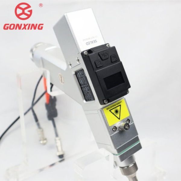 Quality 1000W GONXING Hand Held Fiber Laser Welding Machine with Seam Cleaning Function for sale