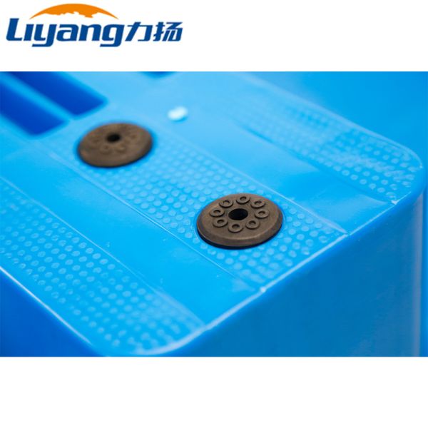 Quality Blue Plastic EPAL Euro Pallet HDPE Pallets Four Way Single Face for sale
