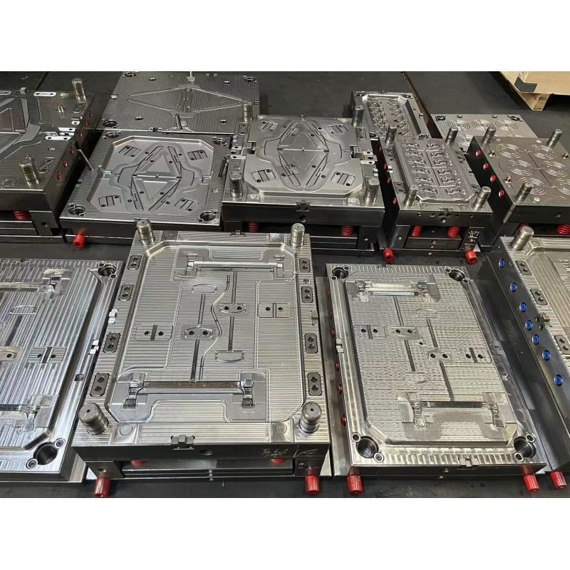Thin wall PS/PP hanger injection mould for plastic clothes hangers manufacturing