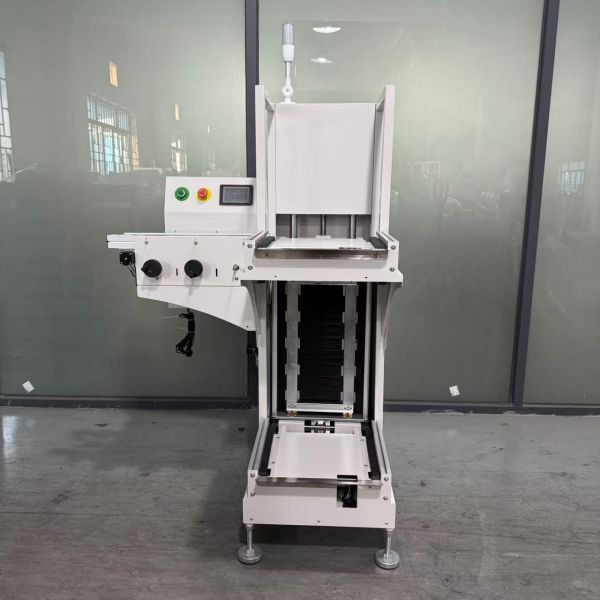Quality Automatic SMT L-type PCB Unloader featuring Down Loader and Magazine Collector for sale
