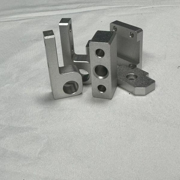 Quality Customized Metal Aluminum Oxide Steel Turning Machining with ASTM Standard CNC for sale