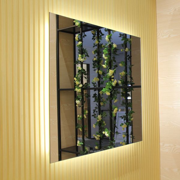 Quality Touch Control Custom Bathroom Mirrors Salons Custom Makeup Mirror With Lights for sale