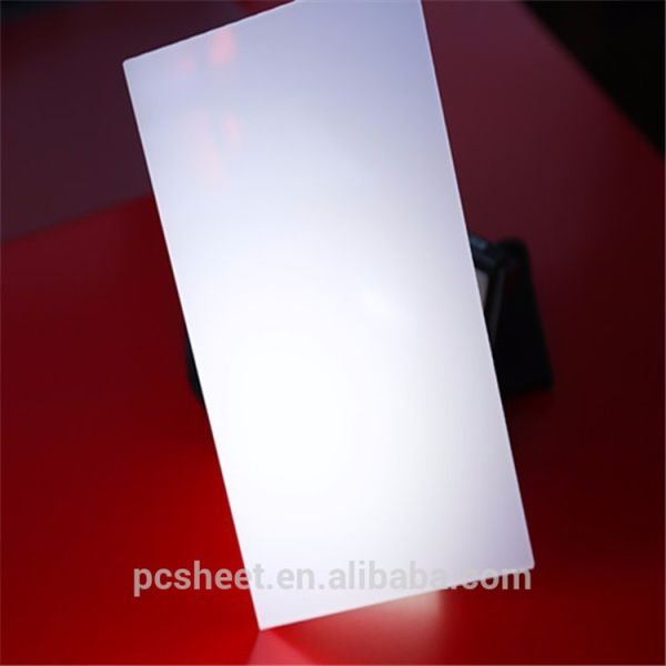 Quality Eco-Friendly Durable PC Diffusion Board with 10-Year Warranty Polycarbonate for sale