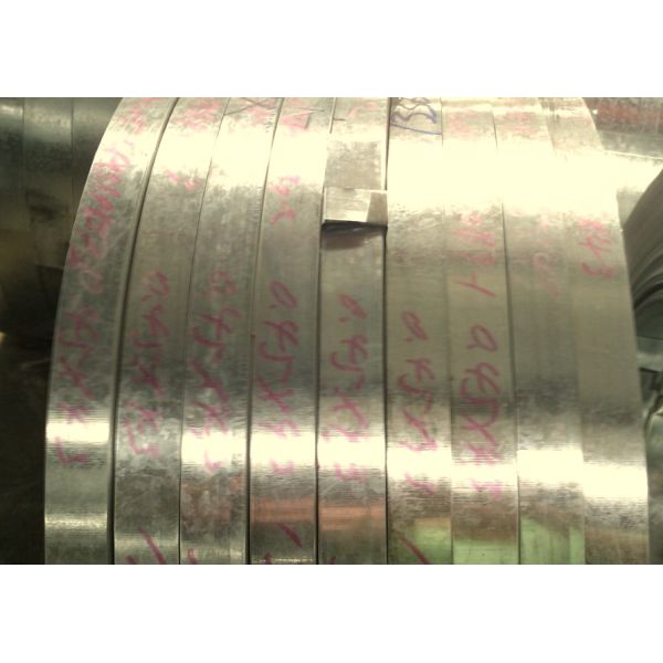 Quality Custom 610mm CR3 Treated SGCE Hot Dip Galvanized Steel Strip For Constructual Profiles for sale