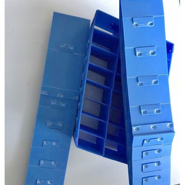Quality Fireproof Plastic Hollow Sheet Blue 2440mm Plastic Dividers Box Crates for sale