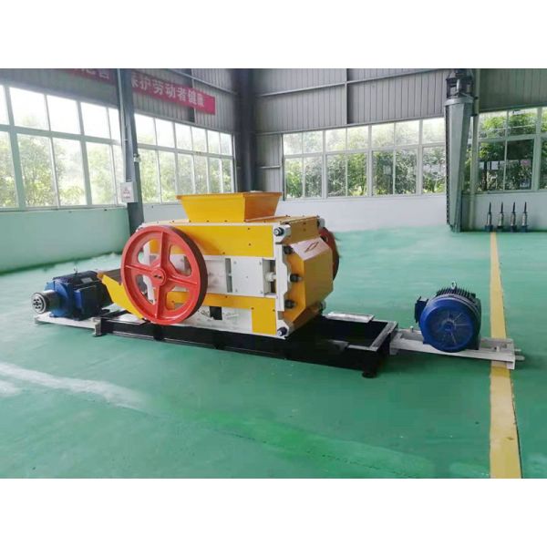 Quality Energy Saving Clay Brick Production Line High Speed Roll Crusher Machine for sale