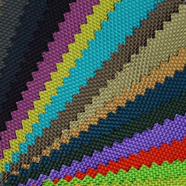 Quality 1680D PU Coated Polyester Fabric Twin Yarn Rapid Custom Dyeing、 for sale