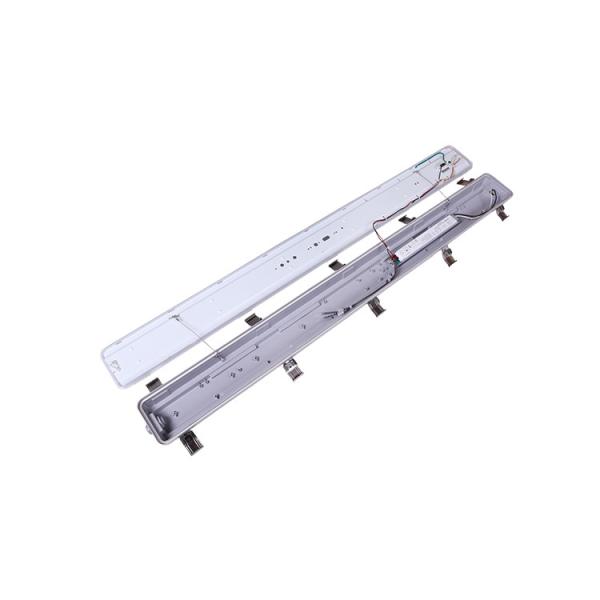 Quality Waterproof LED Vapor Tight Garage Light Fixture Tri-proof Industrial Lamp 140lm for sale
