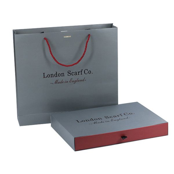 Quality Cosmetic Paperboard Paper Gift Bags Box Sets With Drawer And Handle for sale