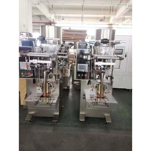 Quality Automatic Triangular 3 Side Seal Sachet Chocolate Candy Bean Snacks Vertical for sale