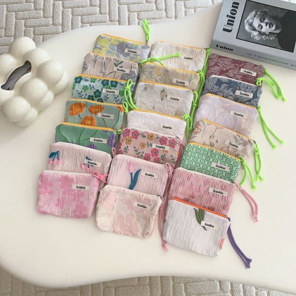 Quality Travel Makeup Cosmetic Bag Case Custom Cotton Canvas Pouch Toiletry Floral Makeup Bag for sale