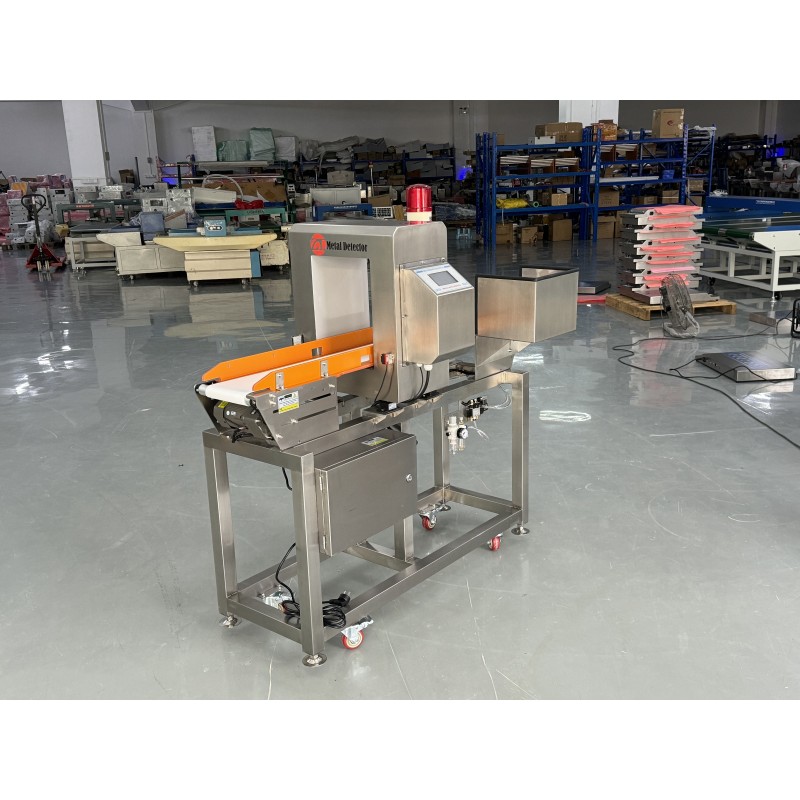Quality Bottles Belt Conveyor Metal Detector Machine for Water Bottling Mini Bottle for sale