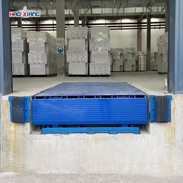 Quality Fixed Hyd Container Dock Leveler 10000kgs Truck Dock Plate for sale